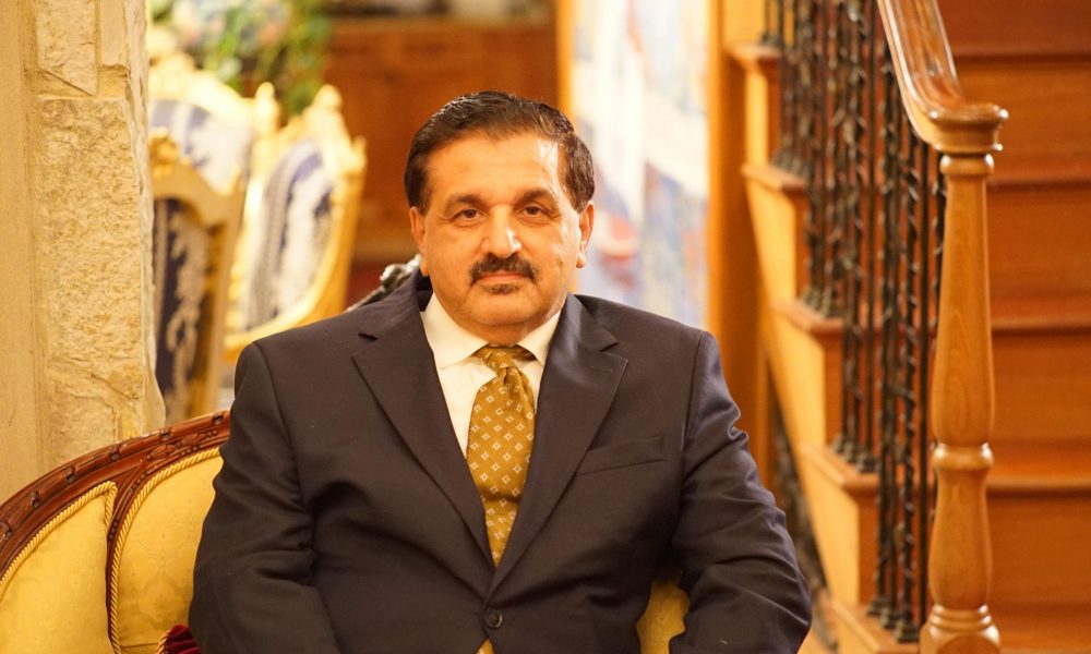 Meet Basim Shakir of Perfect Dental Smile in North Side - Voyage ...