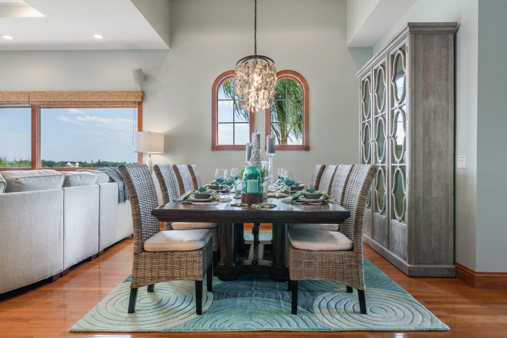 Meet Danielle Myers of Elle Designs - Voyage Chicago | Chicago City Guide