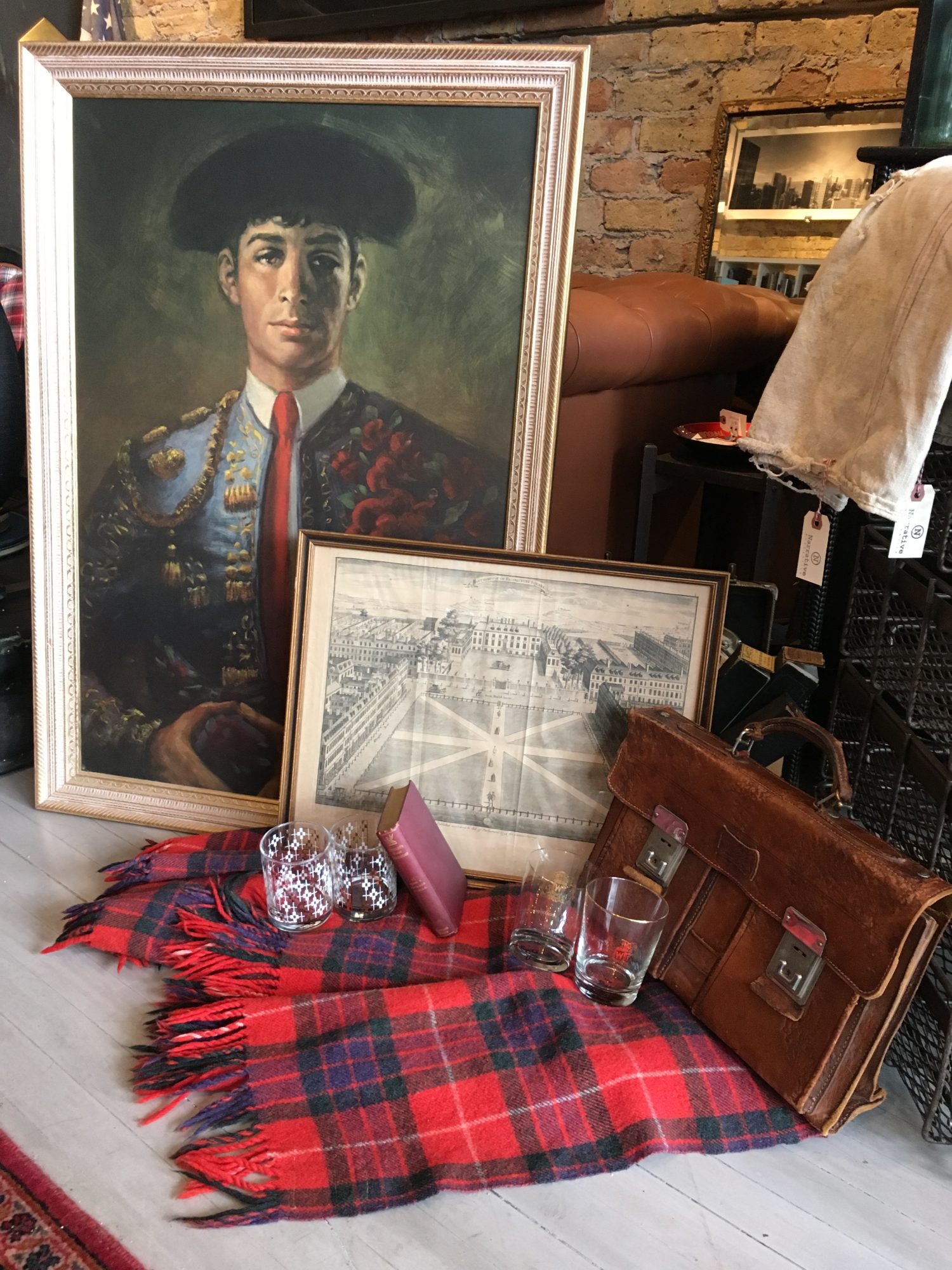 Meet Jonathan and Jen Knodell of Narrative Mercantile - Voyage Chicago ...