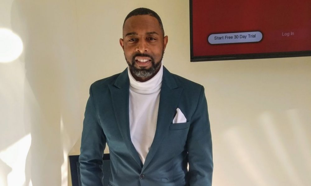 Meet Ahkeem Henderson of Smile Great - Voyage Chicago | Chicago City Guide