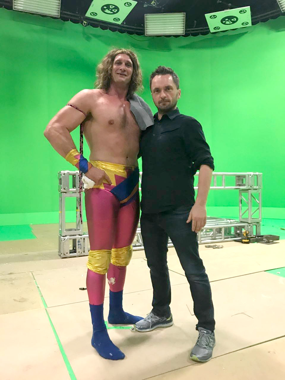 Wrestler and Tim - Voyage Chicago | Chicago City Guide