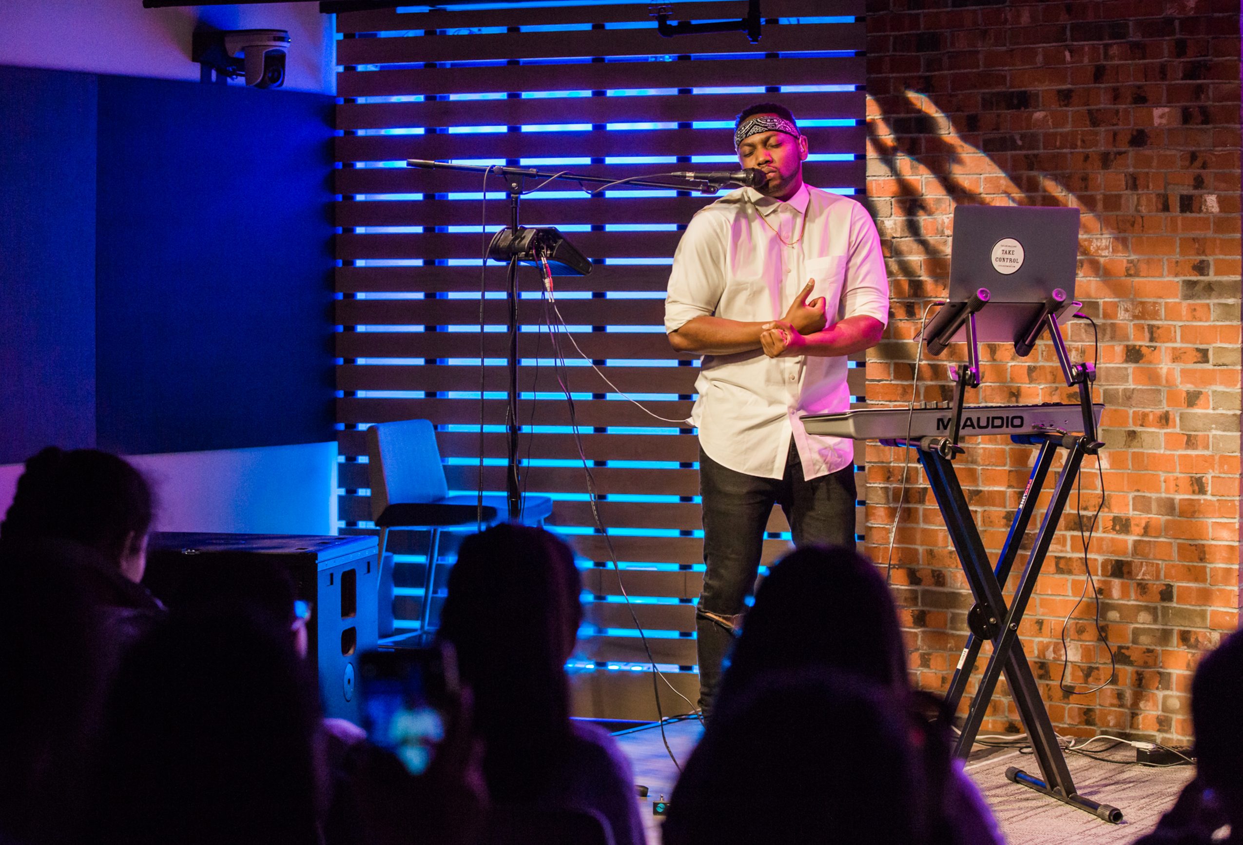 Art & Life with Taylor Mallory - Voyage Chicago | Chicago City Guide