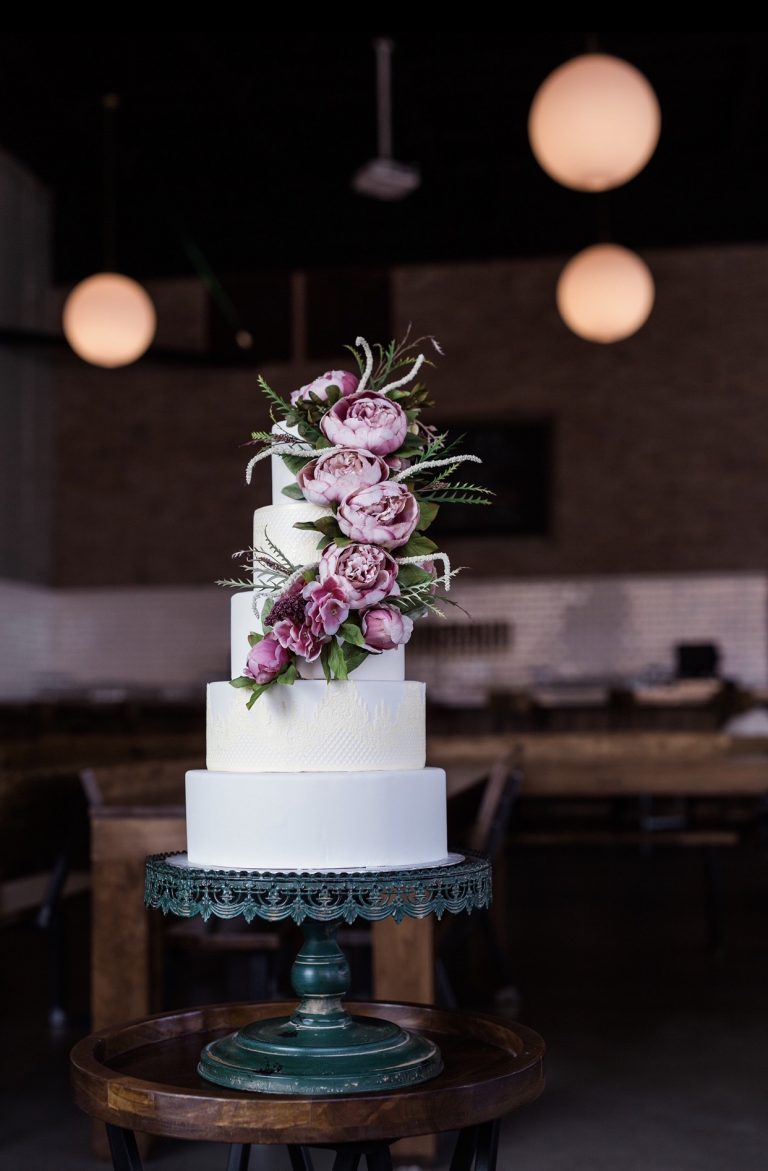 Meet Erin Martin of ECBG Cake Studio in Edgewater - Voyage Chicago ...