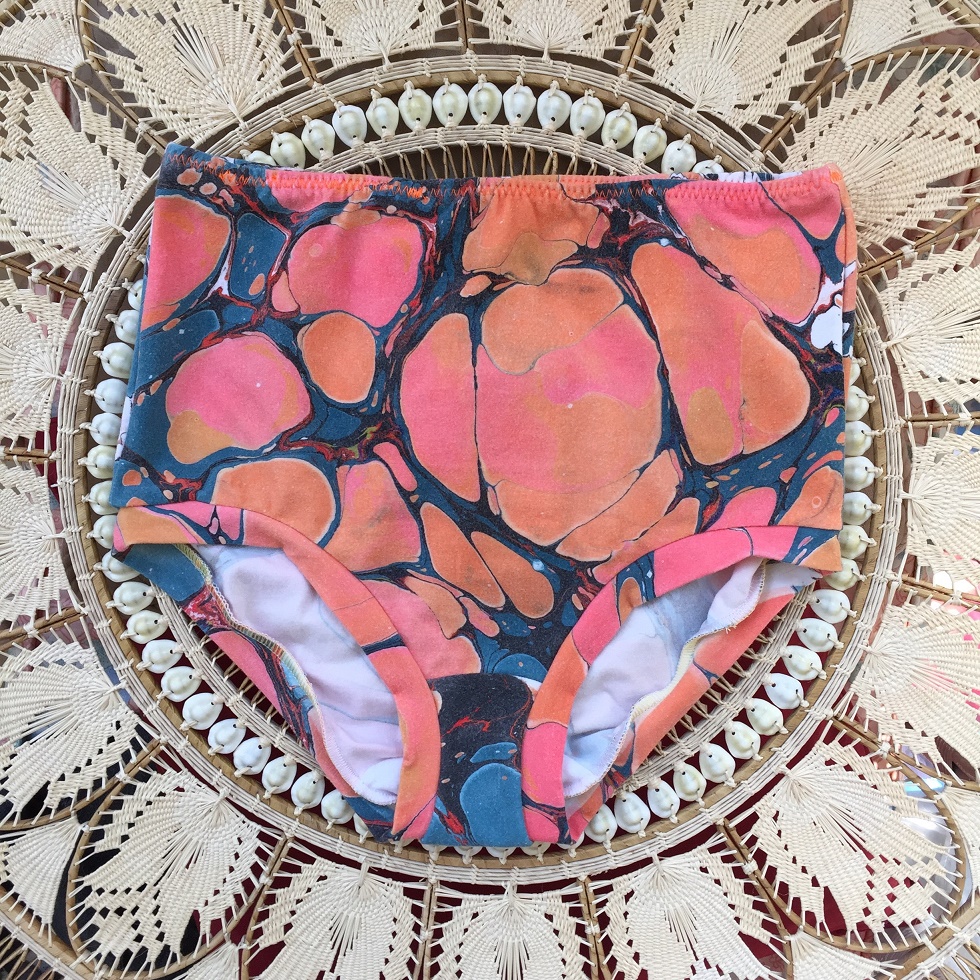 Meet Helen Groom Poser of NIFFICH - Voyage Chicago | Chicago City Guide