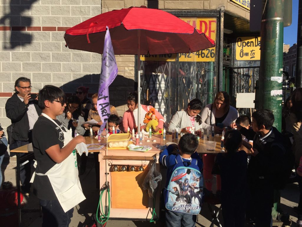 Meet William Estrada of Mobile Street Art Cart in Little Village and ...