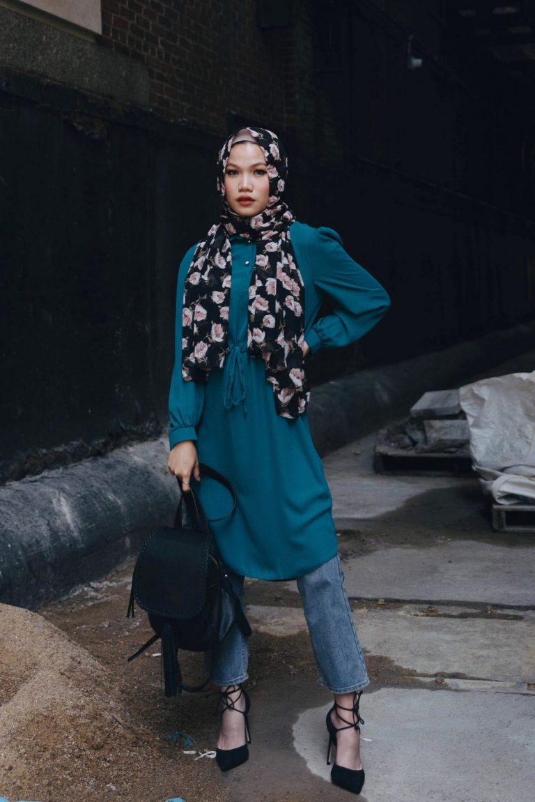 Meet Humaira Syed of Niswa Fashion in Hanover Park - Voyage Chicago ...