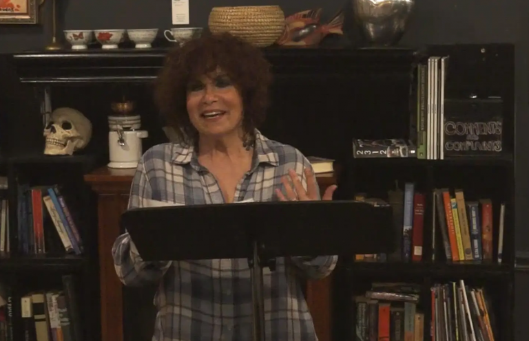 Meet Roberta Miles - Voyage Chicago | Chicago City Guide