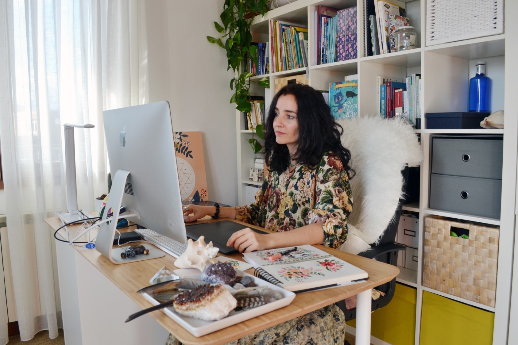 Art & Life with Mia Charro - Voyage Chicago | Chicago City Guide